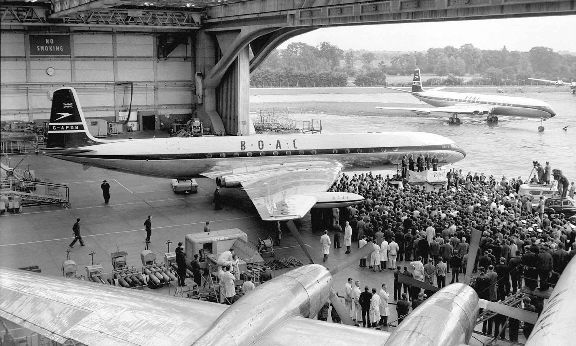 The Dawn of the Jet Age – Marloe Watch Company
